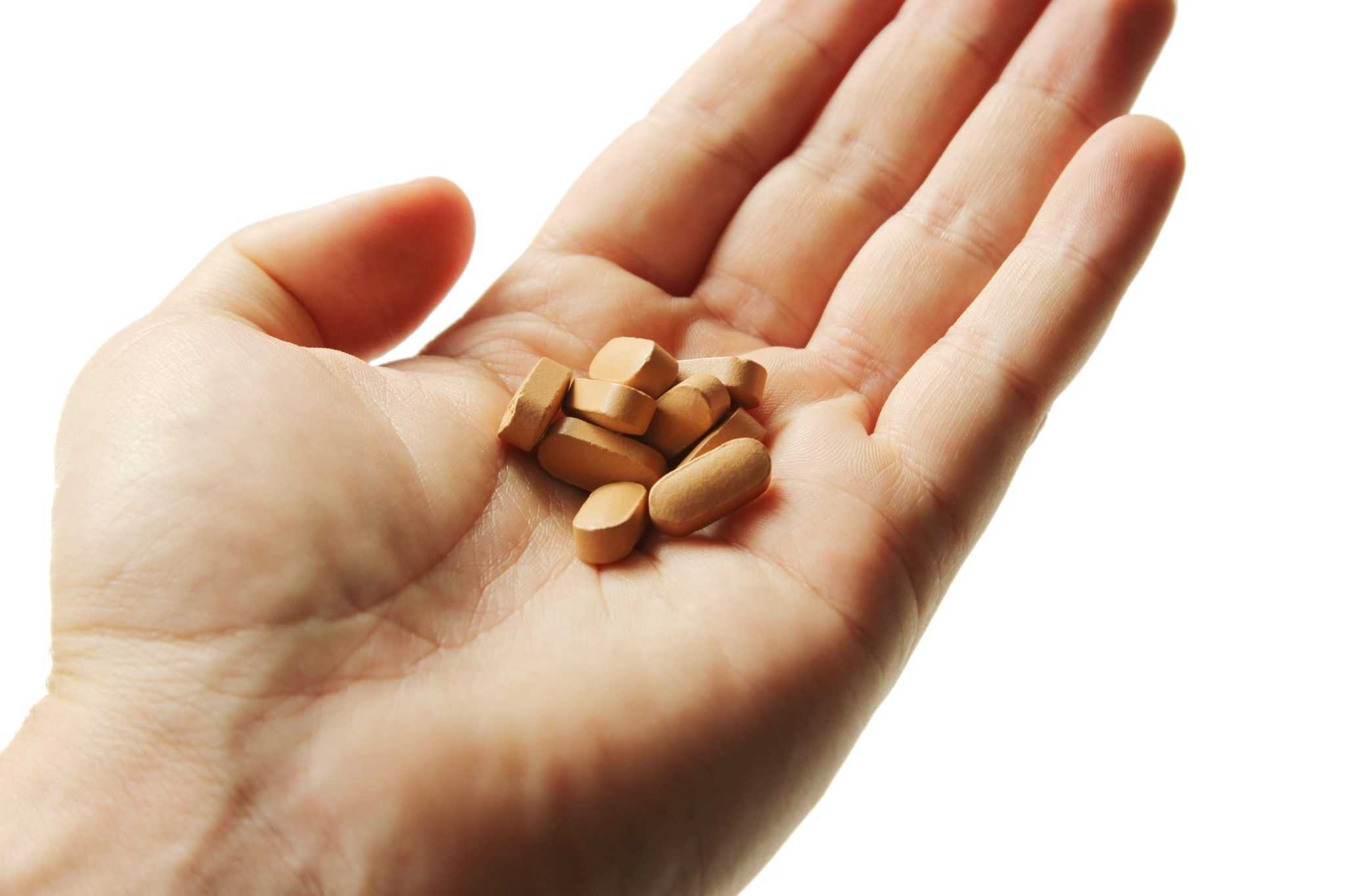 Understanding the Interactions Between Testosterone Replacement Therapy ...