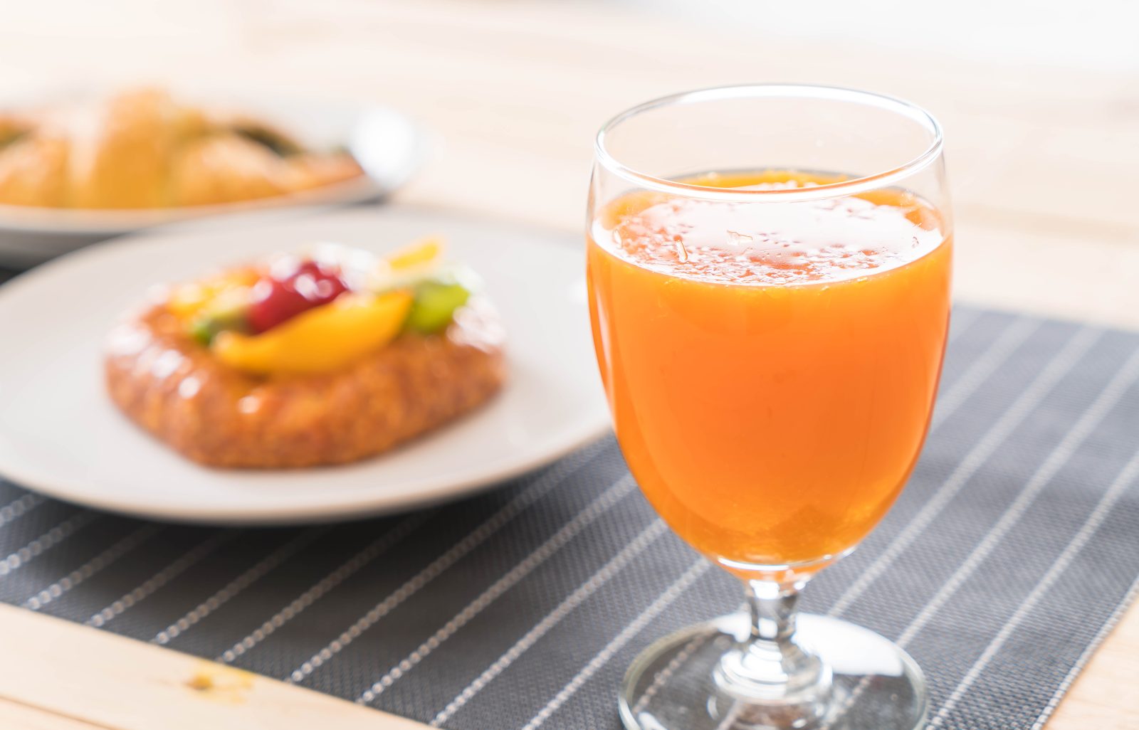 Tart Juice 101: A Complete Guide to Its Benefits, Nutrition, and Daily ...