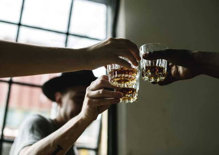 The Truth About TRT and Alcohol: Can You Raise Testosterone and a Glass?